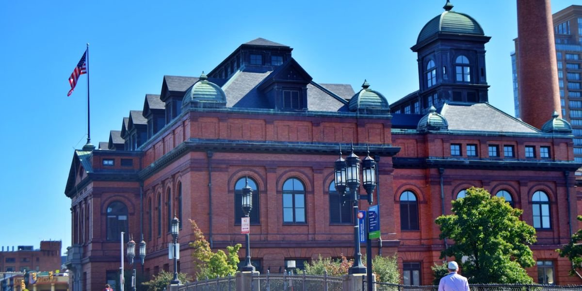 Important Factors To Consider If You're Moving To Baltimore, MD